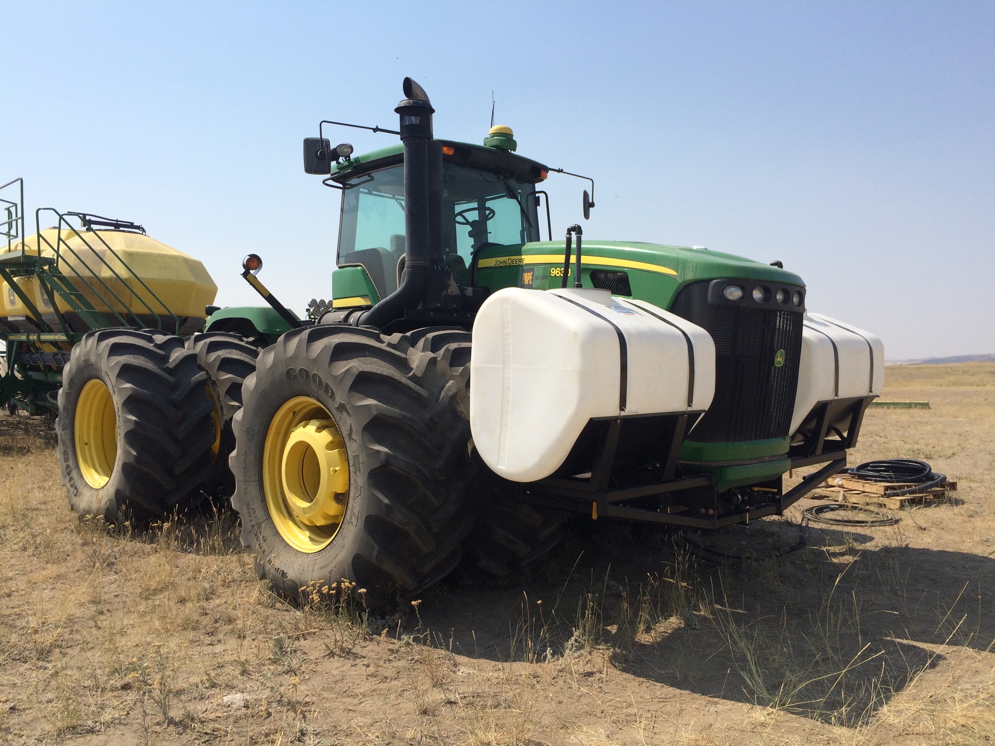 2 X 300 Gallon Saddle Tanks – Ag Enterprise